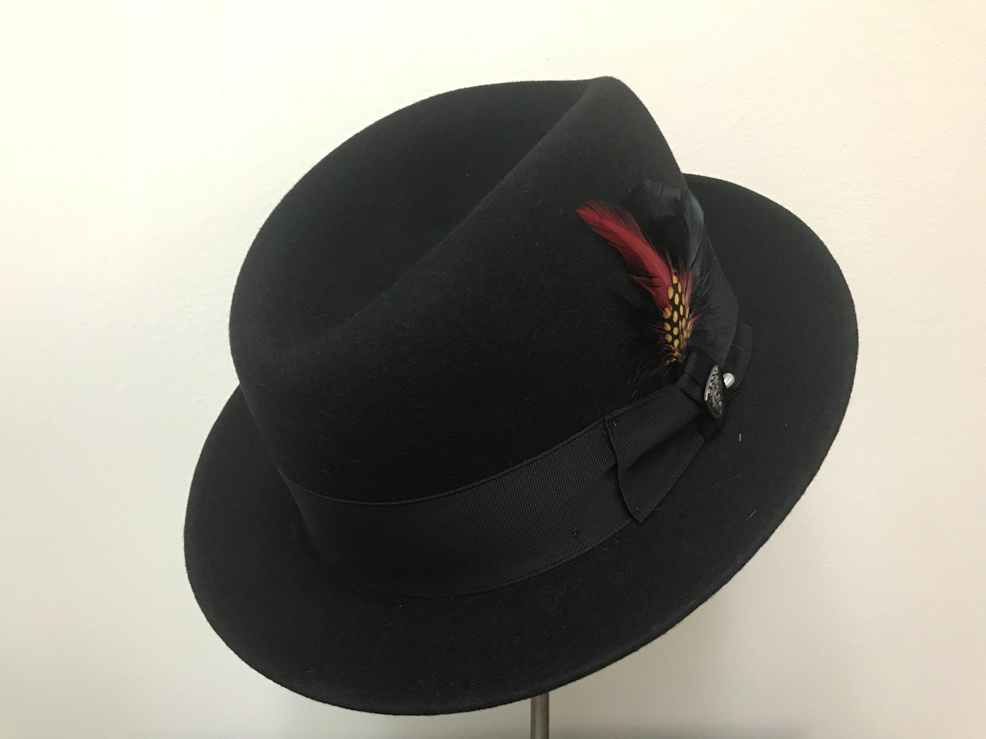 Dobbs Randall | Wayne McGibbon Clothier